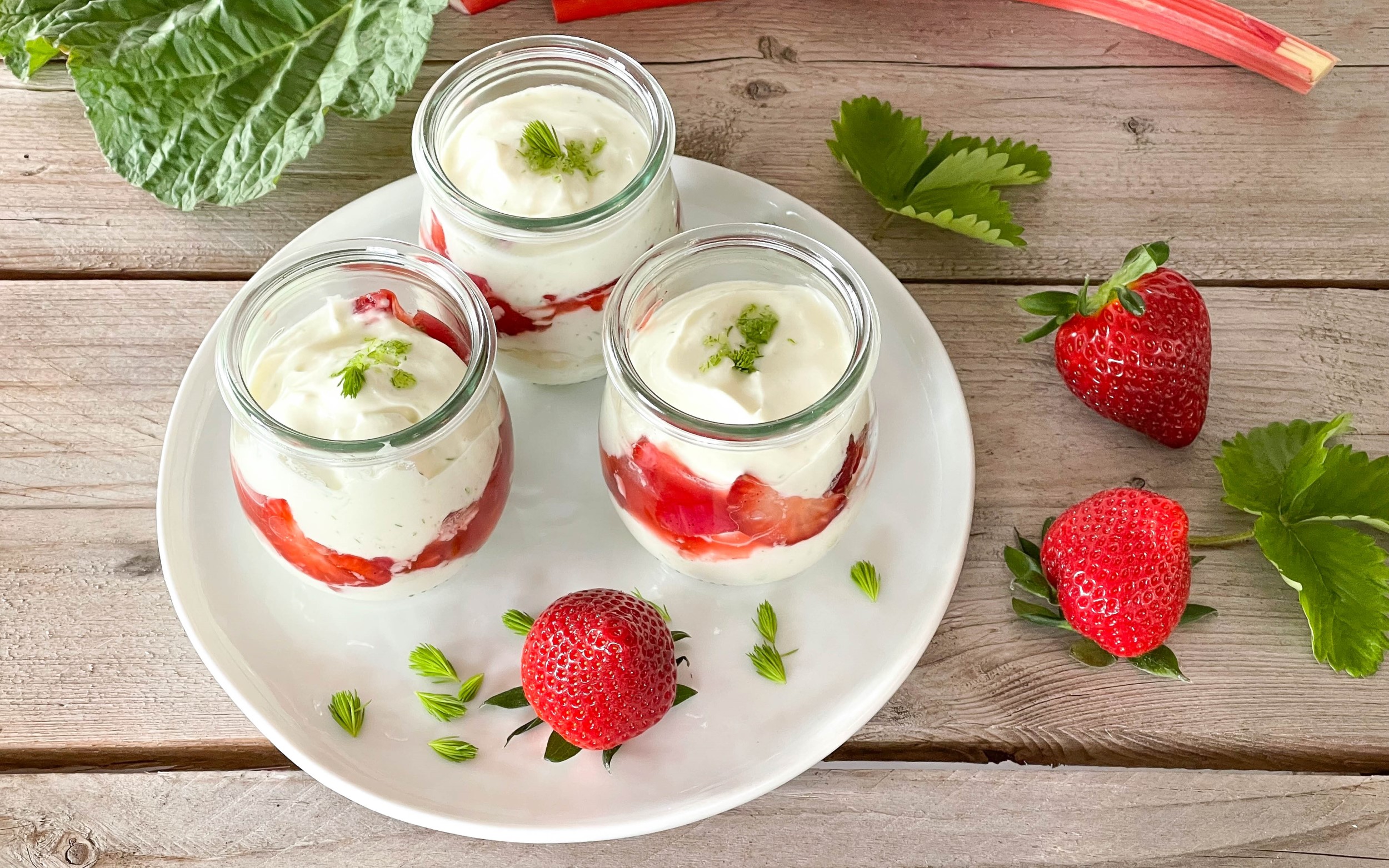 Eton Mess „Delicious Tree“ mit Fichtenspitzen - durchwaldundwiese.de